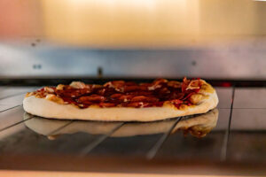 Best stone conveyor pizza oven - Hot Rocks Pizza Ovens